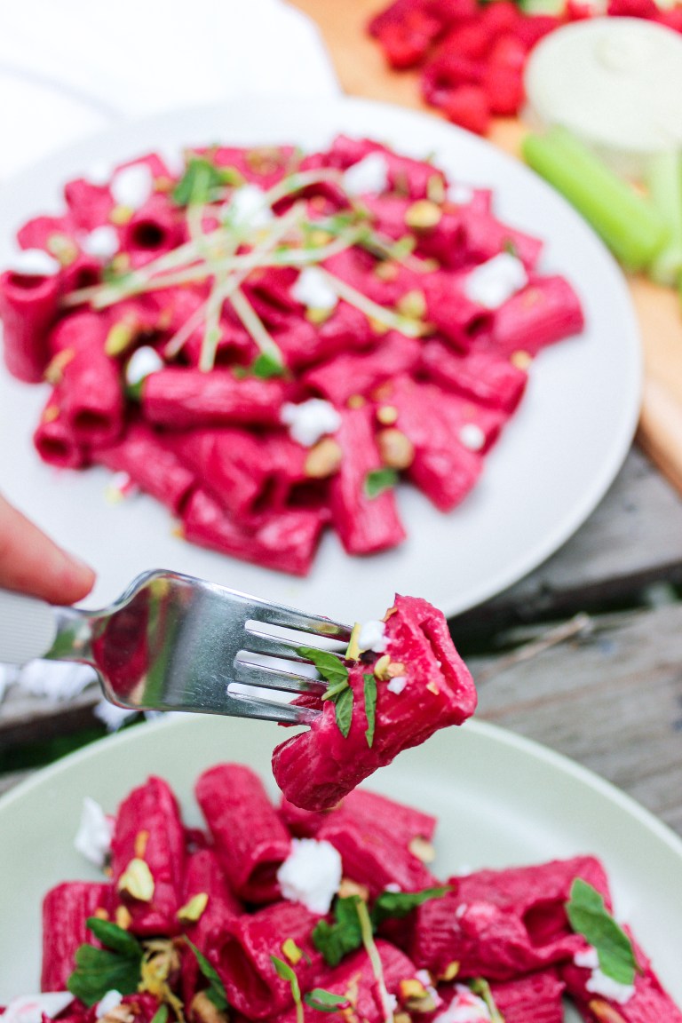 Vegan Roasted Beetroot and Feta Pasta – smallkitchenbigplates